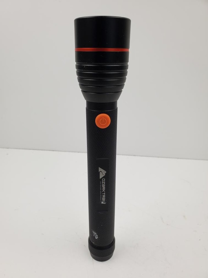 OZARK TRAIL OUTDOOR EQUIPMENT BAT STYLE FLASHLIGHT (P25016132) | eBay