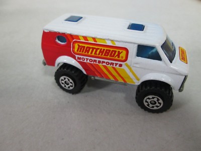 Matchbox 4x4 Chevy Van Matchbox Motorsports White MB26 with box | eBay