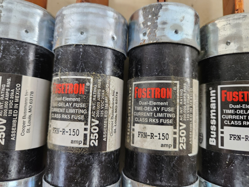 Lot of 4 New NOS Bussmann FRN-R-200 Fusetron Dual Element Time Delay ...