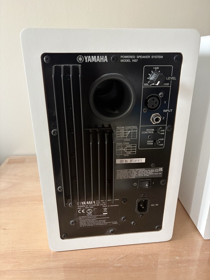 Pair of Yamaha HS7 Studio Monitors | eBay UK