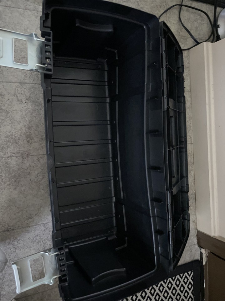 HUSKY 24 in. Tool Box with Metal Handle Heavy Duty Impact Resistant 24 ...