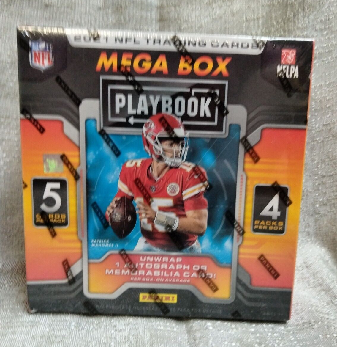 2021 Panini Playbook Football - Signature Card Set - 250 Cards Per Page ...