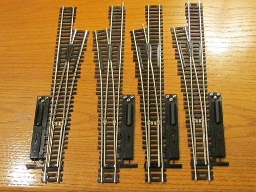 (4) ATLAS HO #6 turnouts with switches ... in excellent condition ( Lot ...