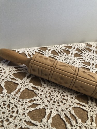 VINTAGE WOODEN SPRINGERLE ROLLING PIN HOLIDAY COOKIE BAKING 12 DESIGNS ...