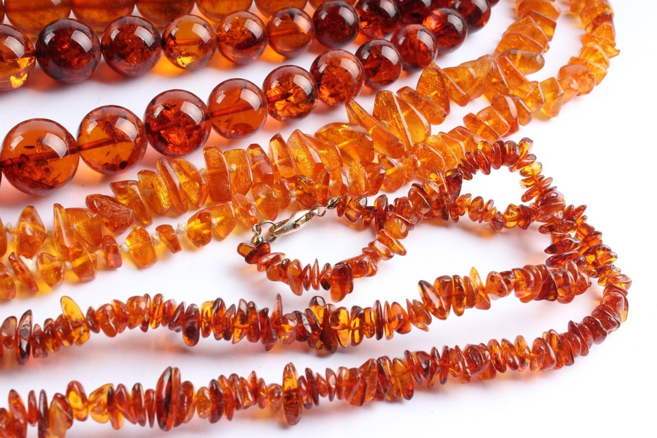 Vintage Amber Necklaces Baltic Red Sequins Polished Beads Sun Spangle ...