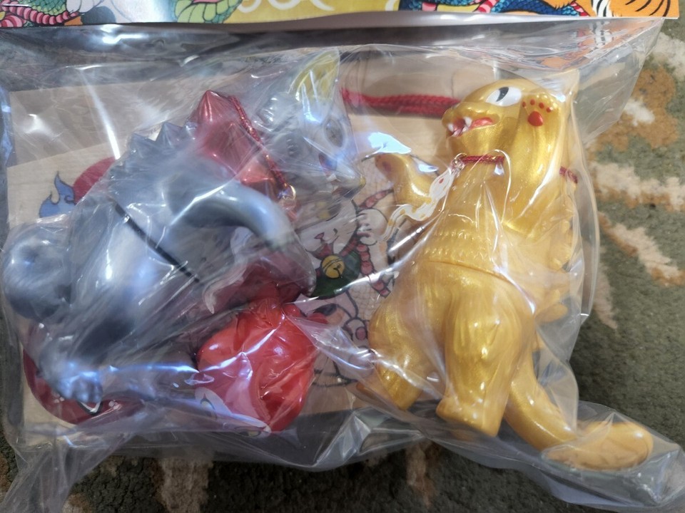 Konatsuya Enjoyment Set 2025 Cat Daruma Red Sofubi Figure Negora Shibara Konatsu | eBay