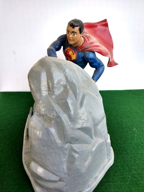 1965 AURORA COMIC SCENES SUPERBOY & KRYPTO MODEL KIT - BUILDUP | eBay