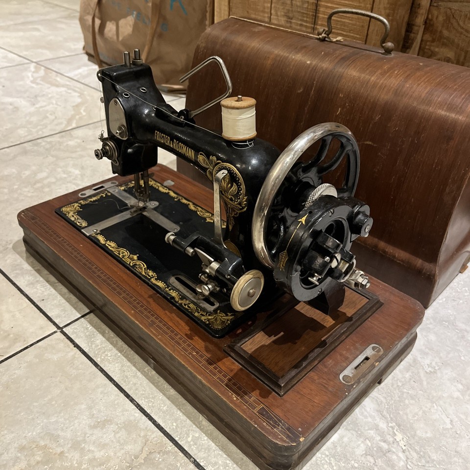 Stunning Antique Frister & Rossmann Hand Cranked Sewing Machine In ...