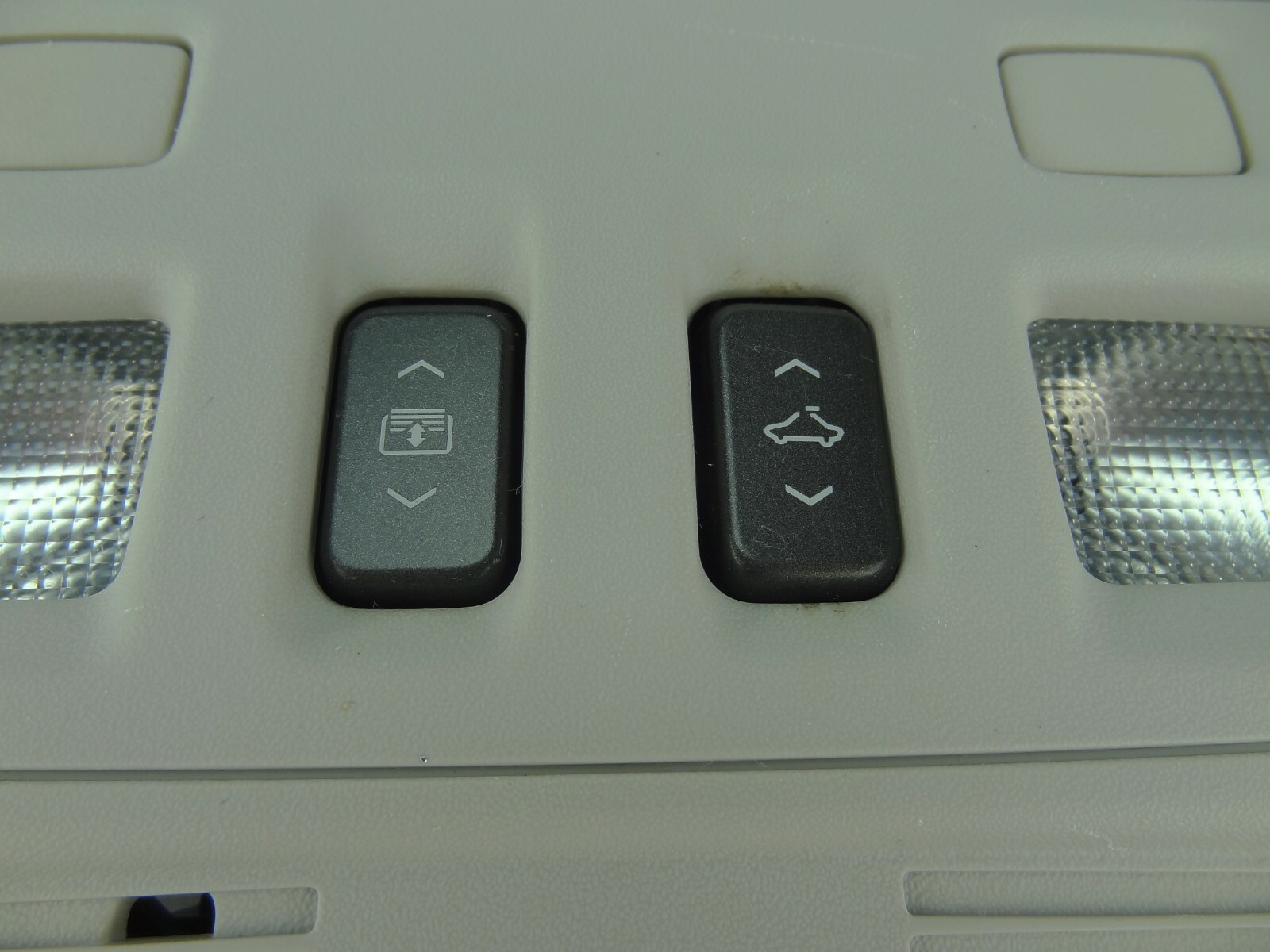 2008 Cadillac CTS Dome Map Light Overhead Console Sunroof Sun Roof 08 ...