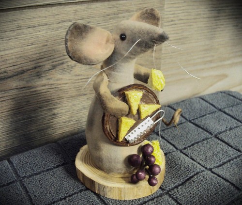 primitive farmhouse folk art country handmade house mouse doll mice cat ...
