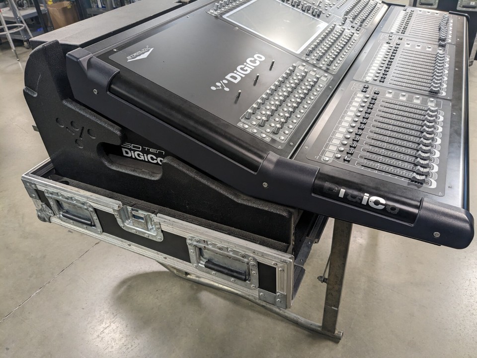 DiGiCo SD10 Console Package With Touring Case | eBay