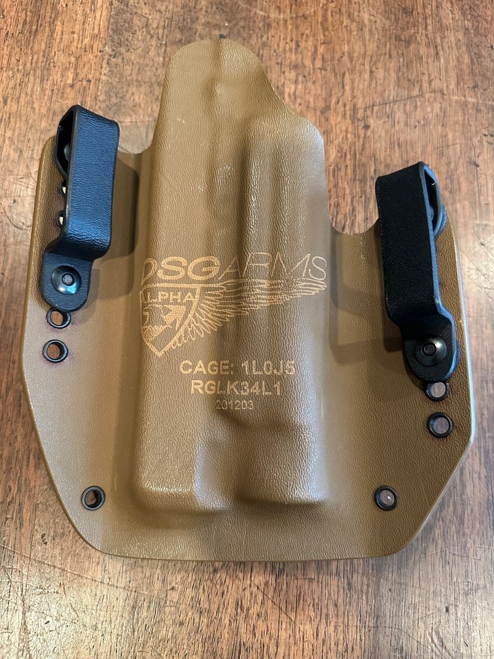 DSG Arms Alpha Holster Glock 17,22,31,34,35 Surefire X300 RH Tan | eBay