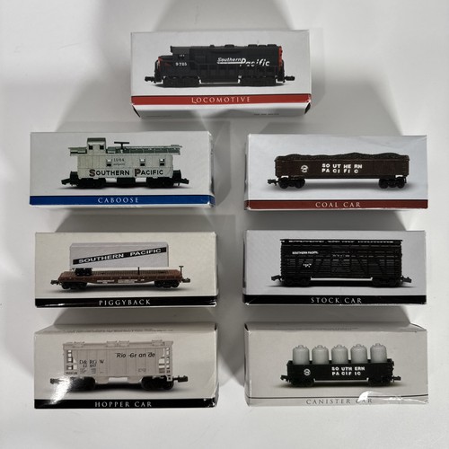 N Gauge Train Vintage Locomotive & Freight Boxed - Lot of 7 | eBay