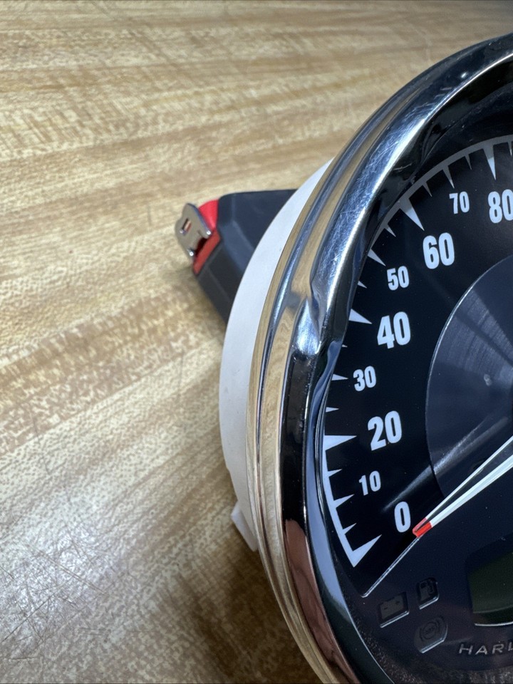 Harley-Davidson Dyna Fat Bob CVO Speedometer Tachometer RPM Gauge ...