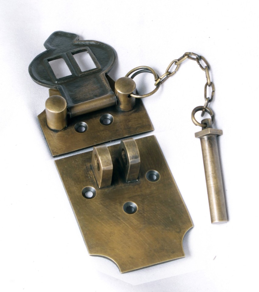 4 Inch Large Antique Style Trunk Hasp With Chain Pin By Nesha | eBay