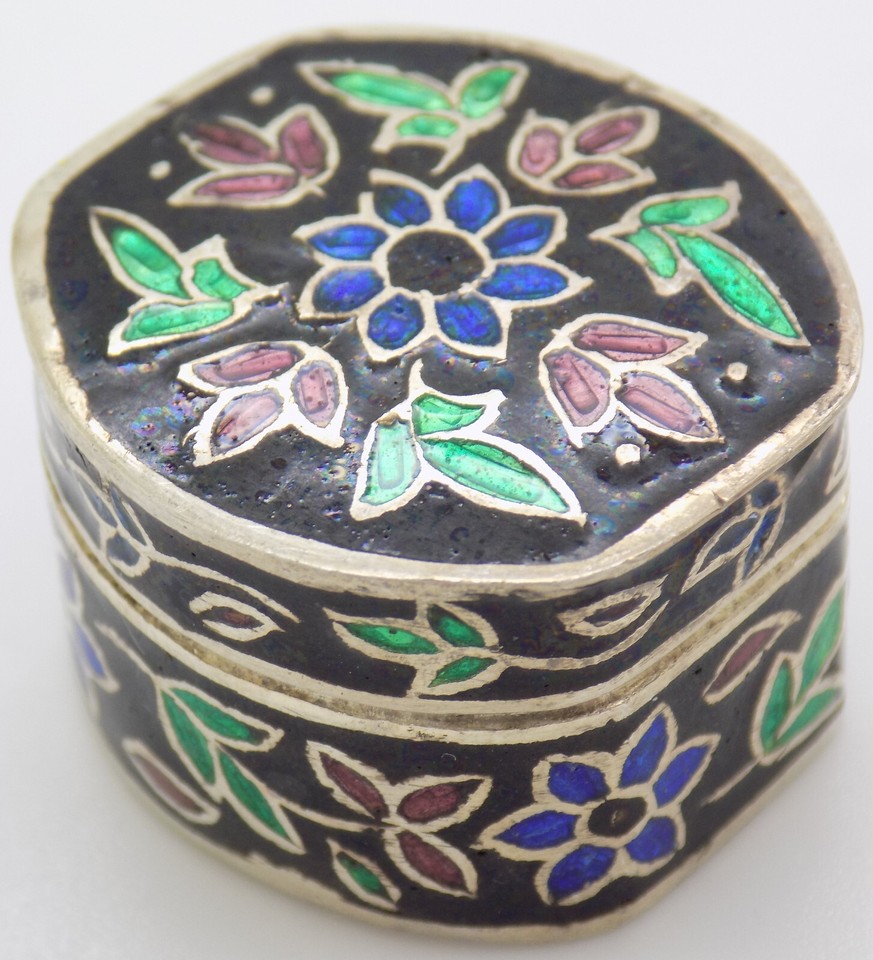 Vintage Italian Handmade Sterling Silver 925 Decorated Pill Snuff ...