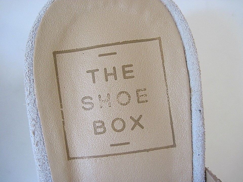 THE SHOE BOX Beige Suede Heels Slides Front Bow Size 38 | eBay