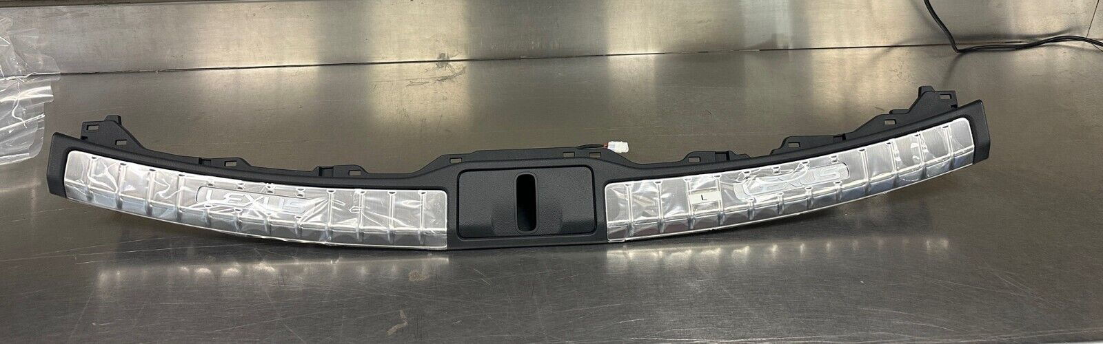 Lexus OEM Factory Illuminated Cargo Trunk Sill 2023 2024 RX350 PT944 ...