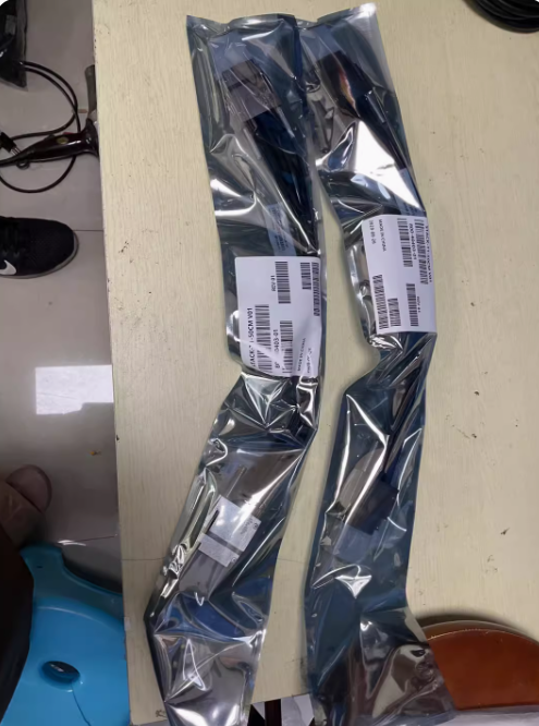 CISCO STACK-T1-50CM 3850 and 9300 data stacking cables .AA0 | eBay