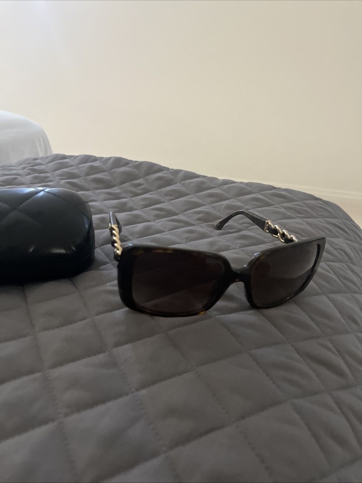 Authentic Chanel Sunglasses Chanel chain link on the sides | eBay