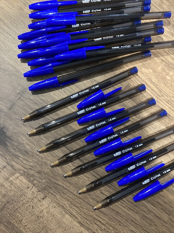 Bic Cristal 1.6mm Bold Blue Ballpoint Pens ( PKT 20 )BIC LARGE RANGE ...