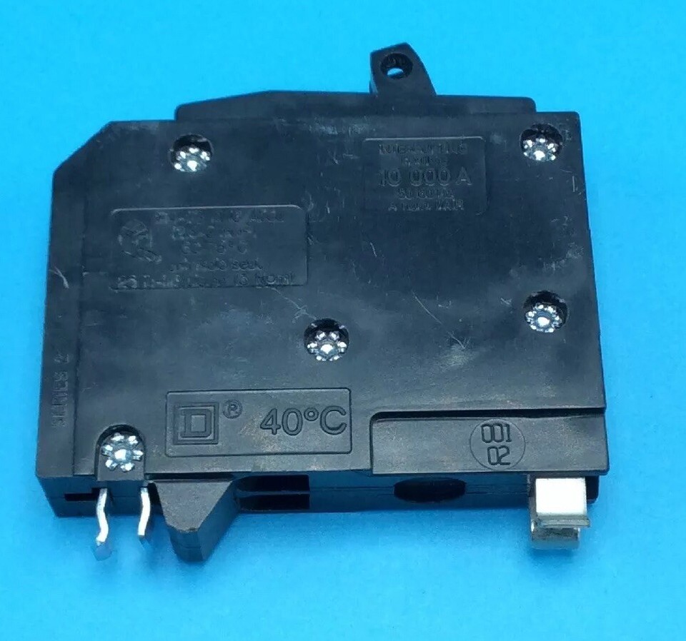 One (1) New Circuit Breaker Square D QO2020 20 Amp 1 Pole Tandem Twin ...