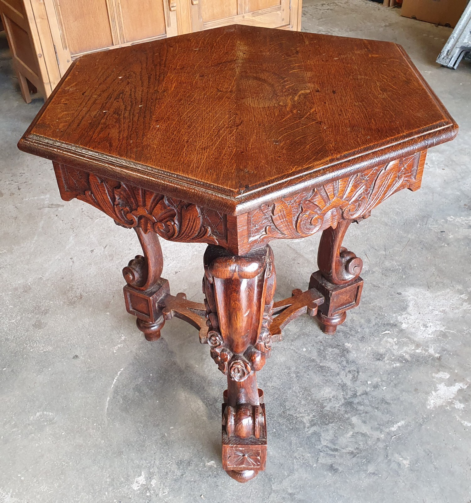ANTIQUE SOLID CARVED OAK 3 LEG SIDE TABLE FREE UK POSTAGE | eBay UK