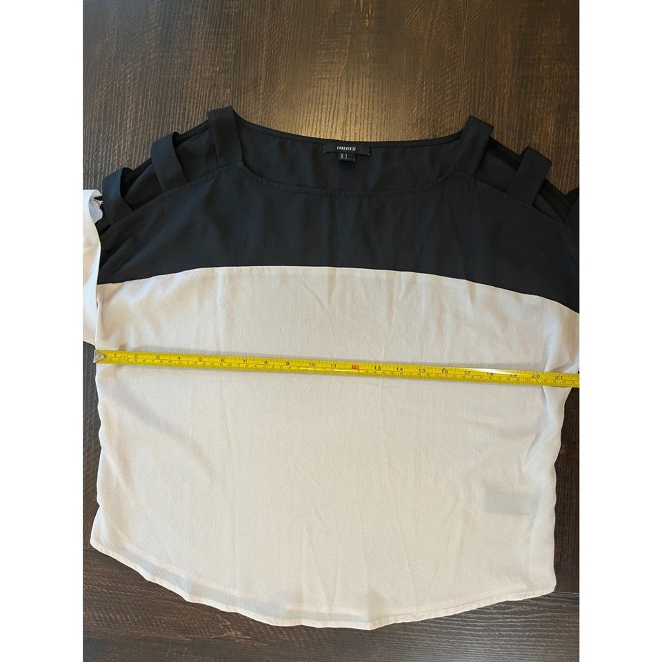 Forever 21 Women’s Cream and Black Blouse Cut Out Sleeve Top Size Small ...