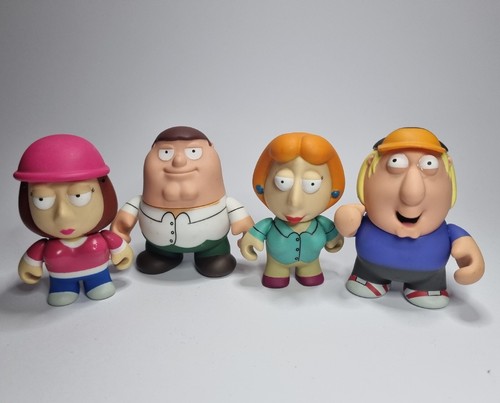 Kidrobot Family Guy Series 1 lot of 4 Lois Chris Meg Peter Vinyl figure ...
