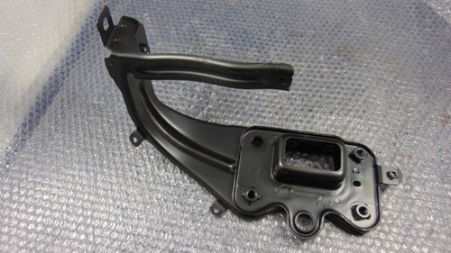 Left Side Bracket Front Bumper Compatible A2116201531 Mercedes E W/S211 ...
