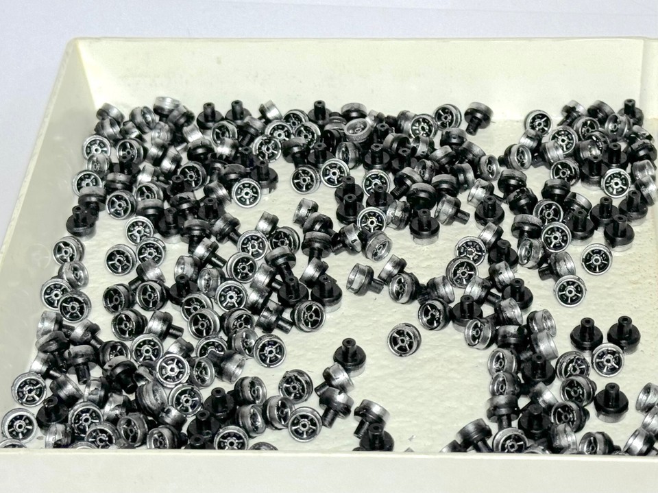 2pc 1970 Aurora AFX STANDARD FRONT WHEELS Original 5-Spoke RARE Parts ...