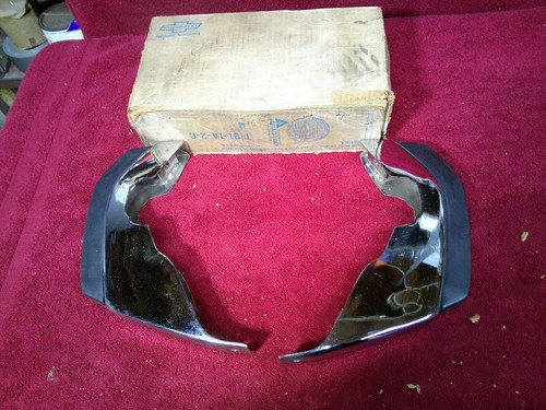 NOS Chevrolet 1972 Chevy Caprice Impala Rear Bumper Guard Kit GM 994258 ...