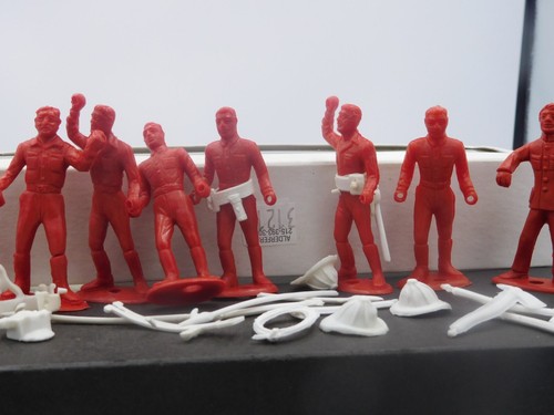 MPC Ring Hand Fireman Lot Eight Figures and Fifteen Accessories | eBay