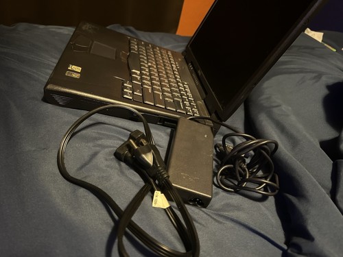 HTF Dell Latitude C840 Windows XP Pro High End Vintage Laptop RARE ...