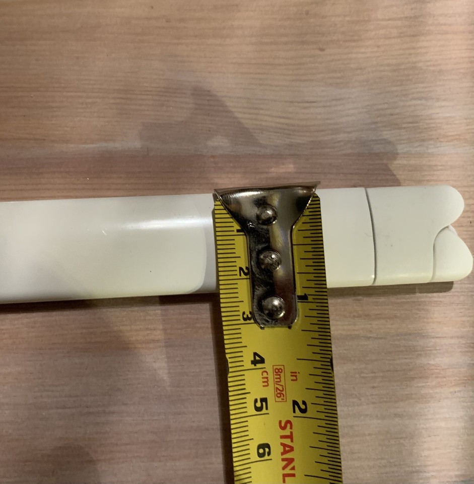 2x White Titon Insulating Vents Window Ventilation uPVC/Timber Double ...