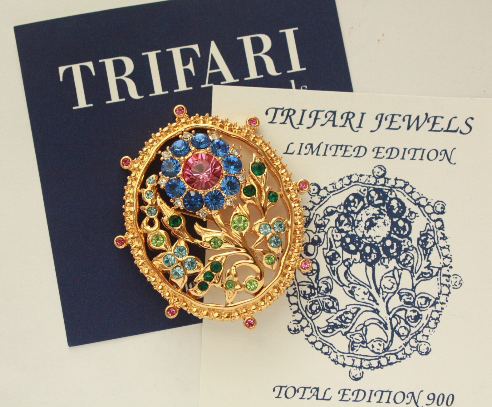 TRIFARI Jewels 1998 Limited Edition 900 Rhinestones G… - Gem