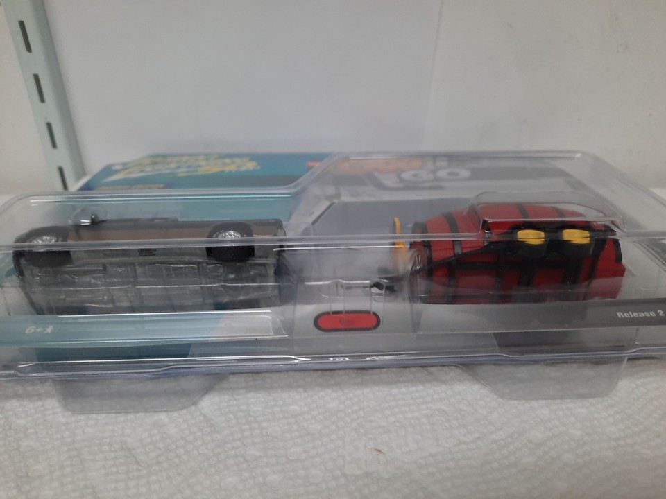 Johnny Lightning Tow & Go 2003 Ford F-250 With Barrel Concession - Root ...