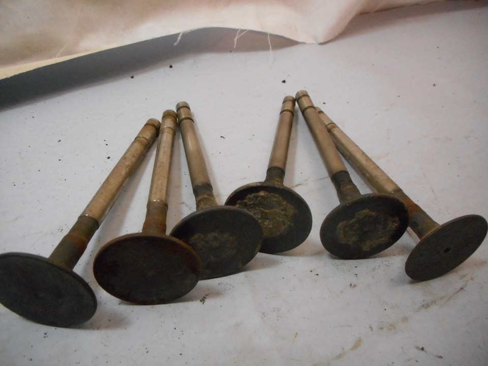 International Exhaust Valves, Set of 6, C-157 Engine, 372699R3, 674 454 ...
