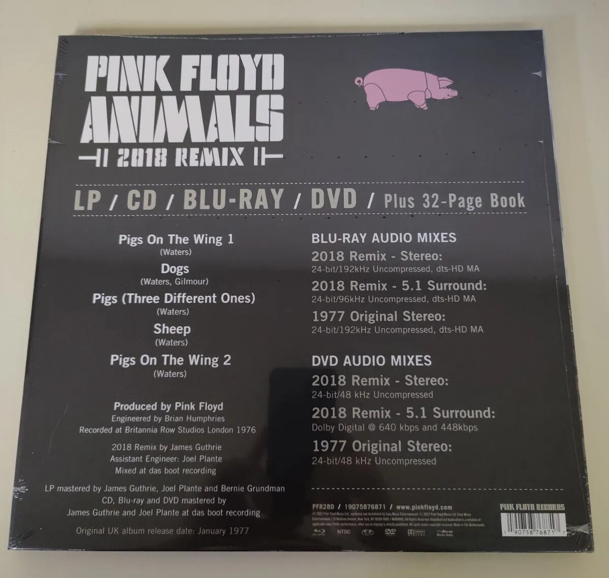 Animals (2018 Remix) Deluxe Limited LP / CD / BR / DVD by Pink Floyd ...