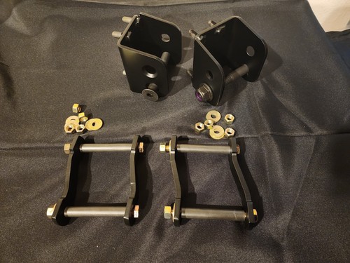 A Body Mopar Offset Aftermarket Leaf Spring Mount Hangers And Shackles ...