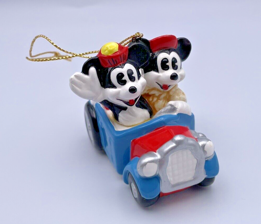 Disney Co. Ornament Mickey & Minnie Mouse Driving In A Car | eBay