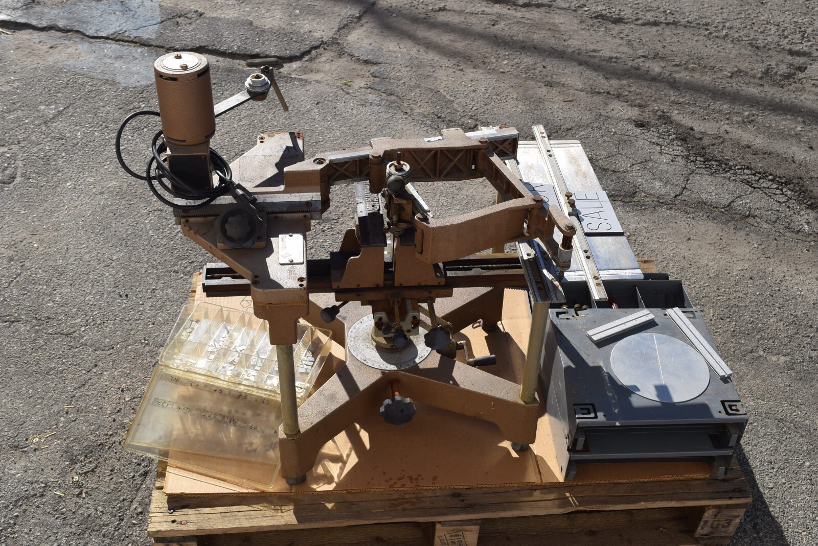 SCRIPTA GX-500 Pantograph Engraving Milling Tracing Sign Machine ...