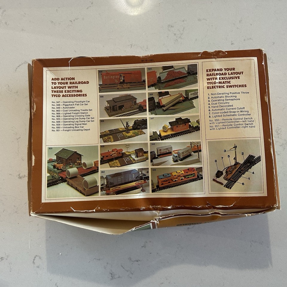 TYCO Ho Model train HO Scale Piggyback Loader & Unloader Set No. 933 ...