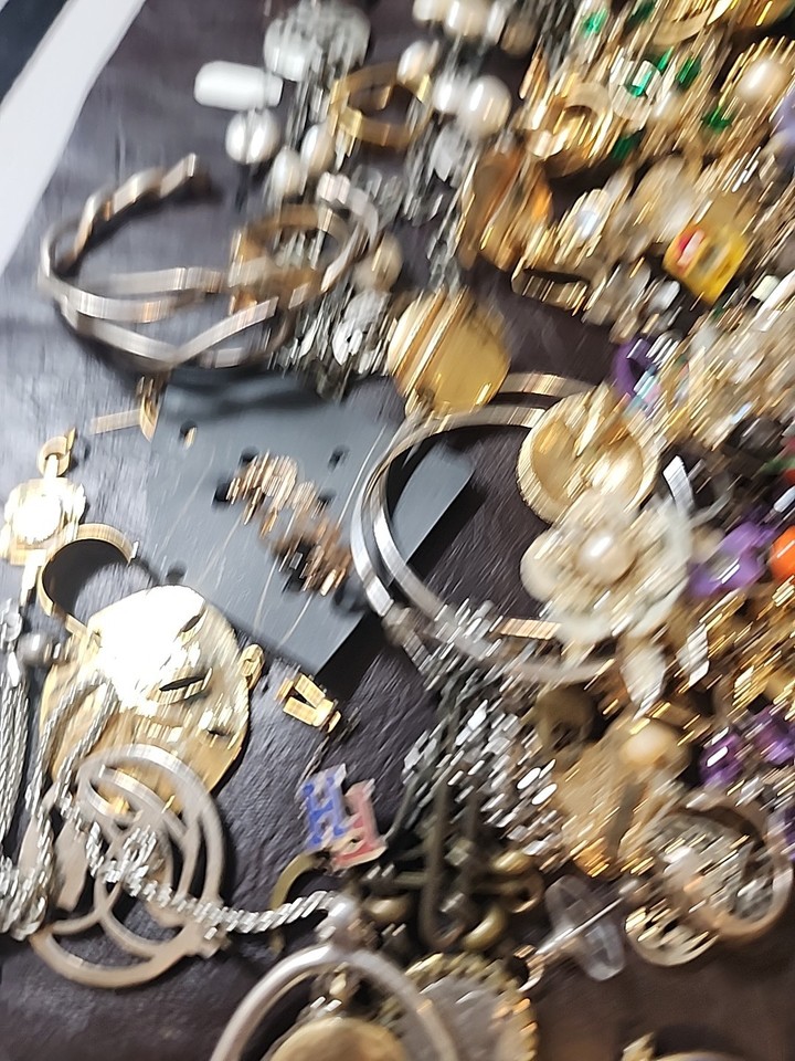 Grandmas 5lb Junk Drawer Lot Royal Dalton,watch, Pins, Mix Earrings ...