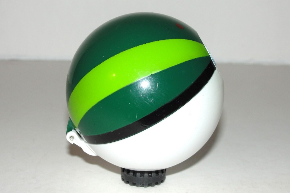 Pokémon PARK BALL Pokeball Poke Ball Green & White Plastic Pop Open 3 ...
