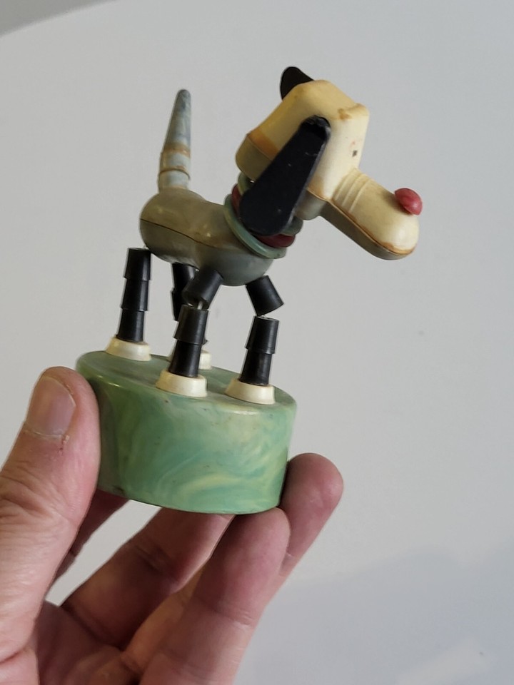 VTG Nice Dog 1960's PLASTIC PUSH BUTTON PUPPET. COLLAPSIBLE PUPPET TOY ...