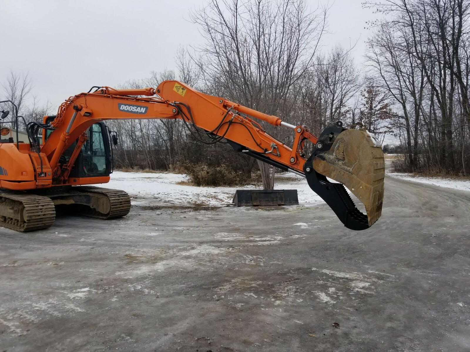 HYDRAULIC THUMB BOBCAT MINI EXCAVATOR PIN ON GRAPPLE CLAMP CLAW 337 341 ...