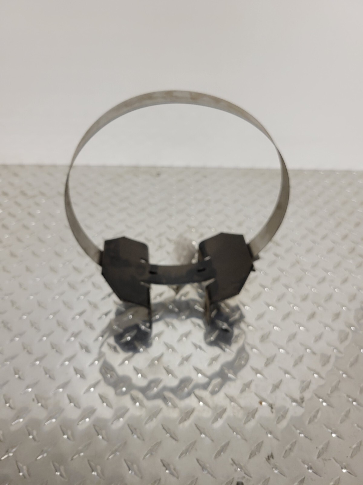 Volvo VN Center Muffler Mounting Clamp #20766639 for sale online | eBay