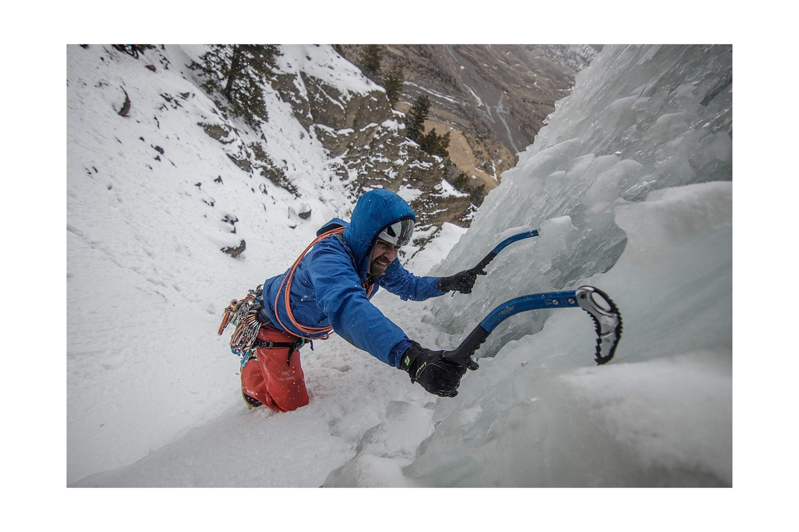 TRANGO Raptor Ice Tool with Removable Weights and Pick Covers One Size ...