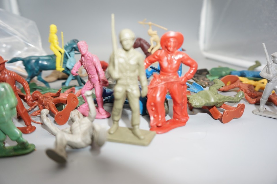 Large LOt MPC . Peg Leg and Parrot Brown Plastic+++(MUST SEE) | eBay